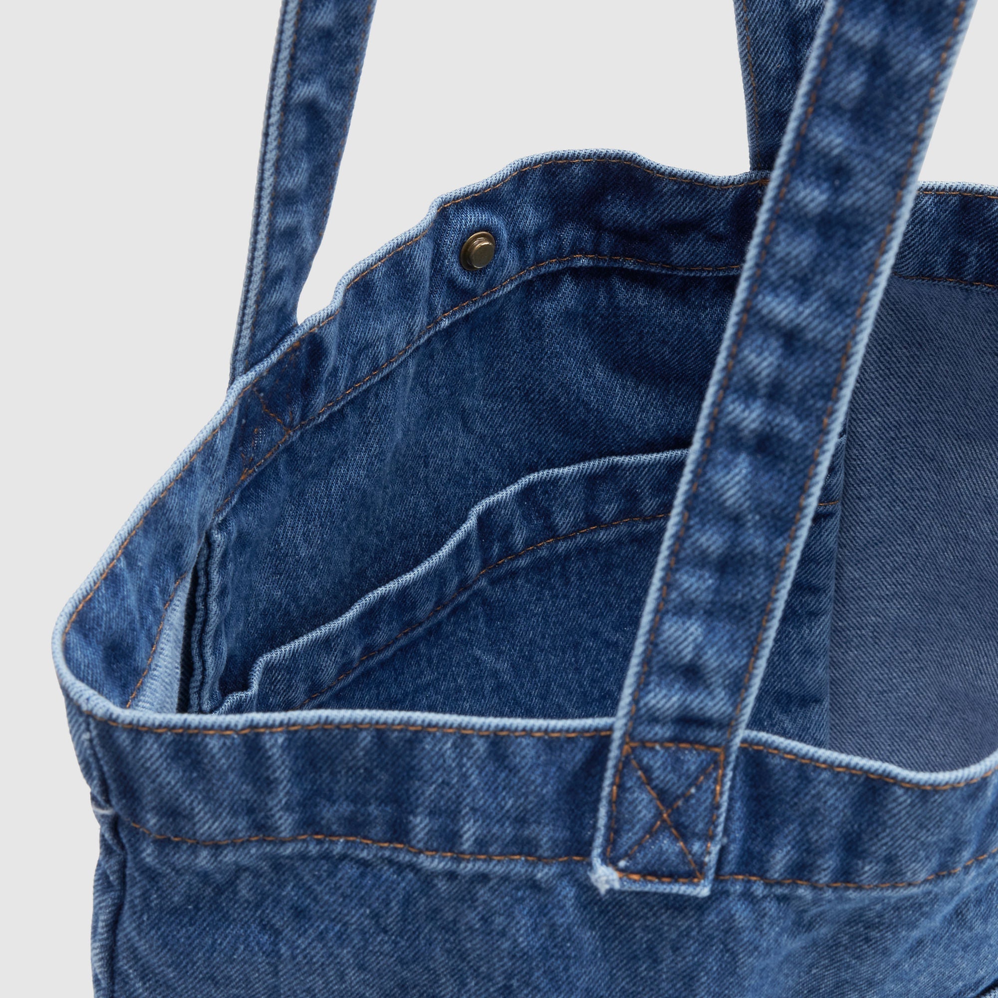 Levi's® Women's Tote | Levi's ID